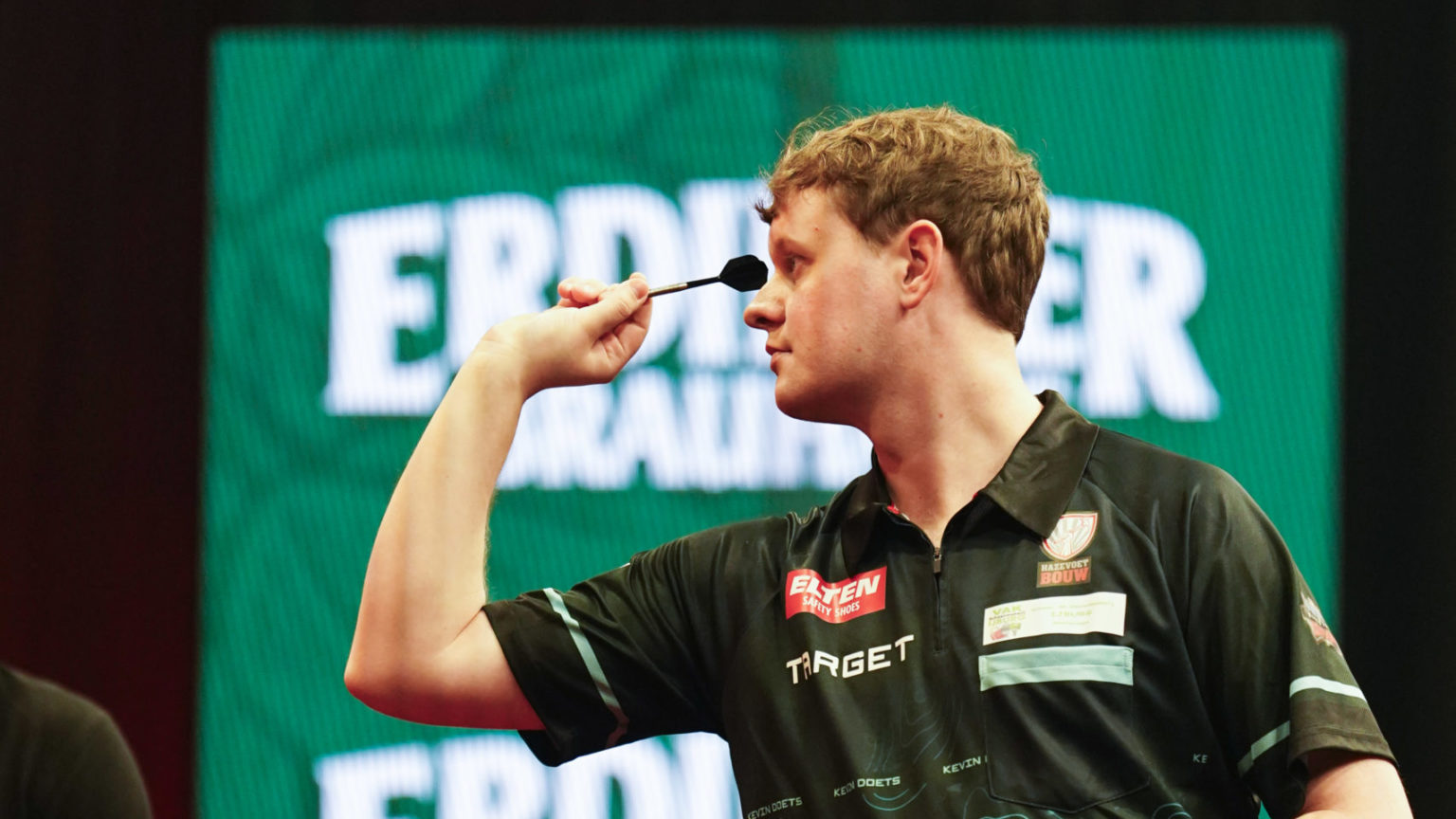 ELTEN Safety Shoes European Darts Trophy: Kevin Doets bricht MvG-Rekord ...